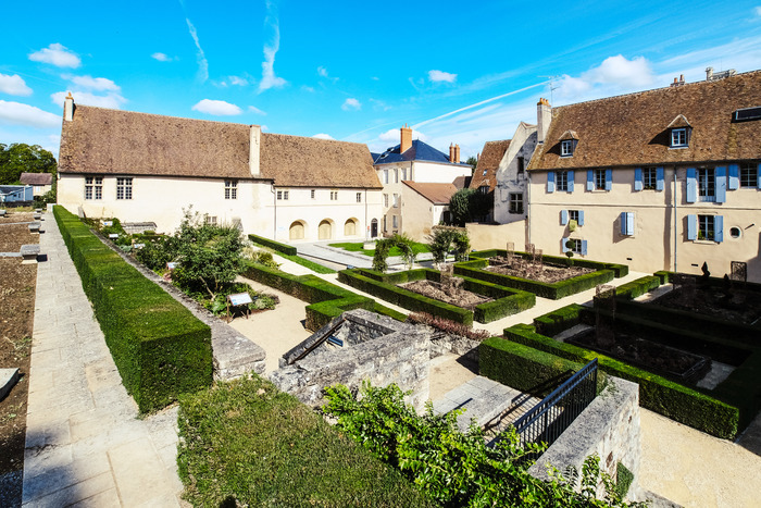 Les jardins du musée de la faïence et des beaux-arts - Culture Nevers